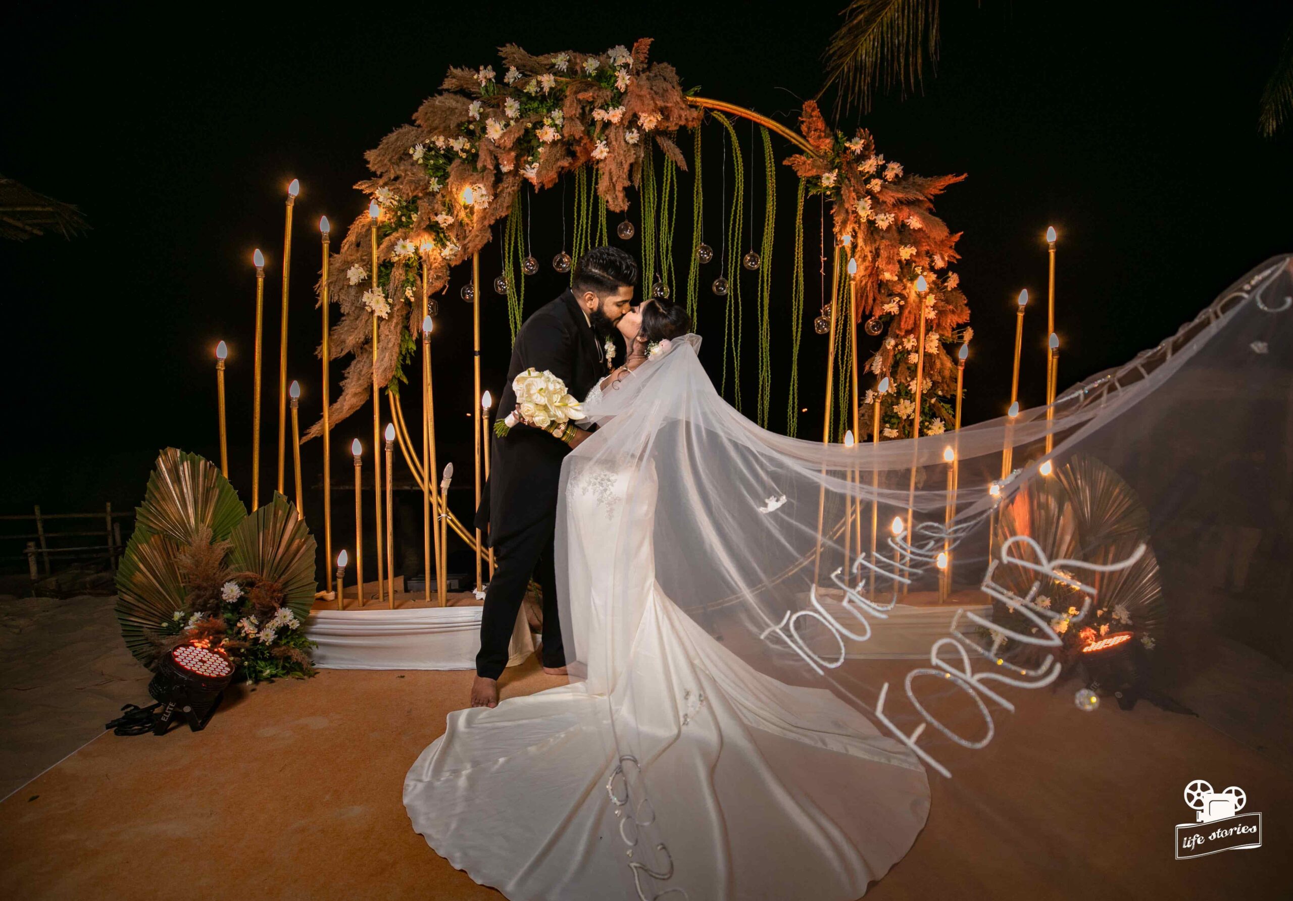 Melissa & Arvin's Beachside Wedding in Goa